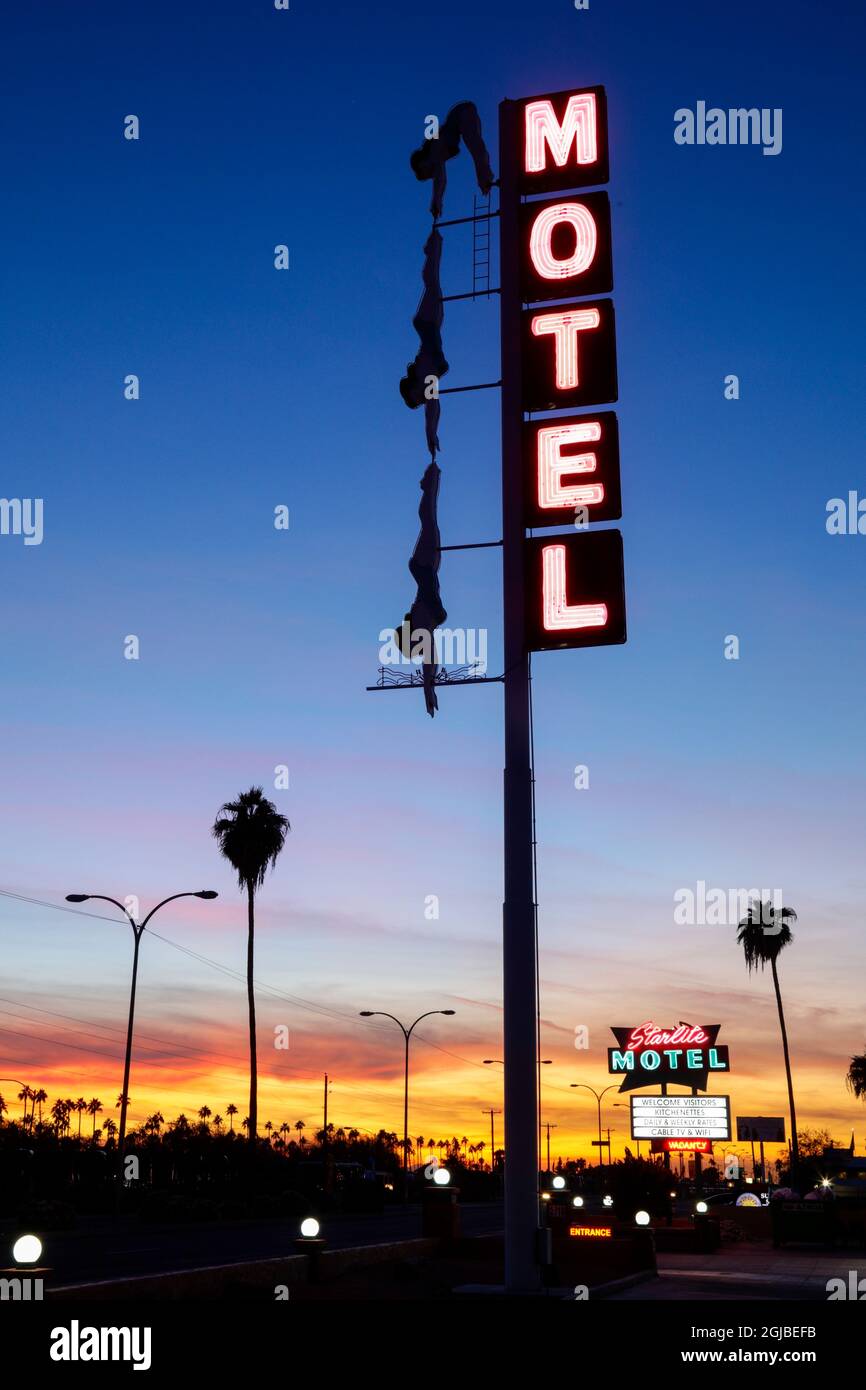 Vintage motel sign, Mesa, Arizona. (Editorial Use Only Stock Photo - Alamy