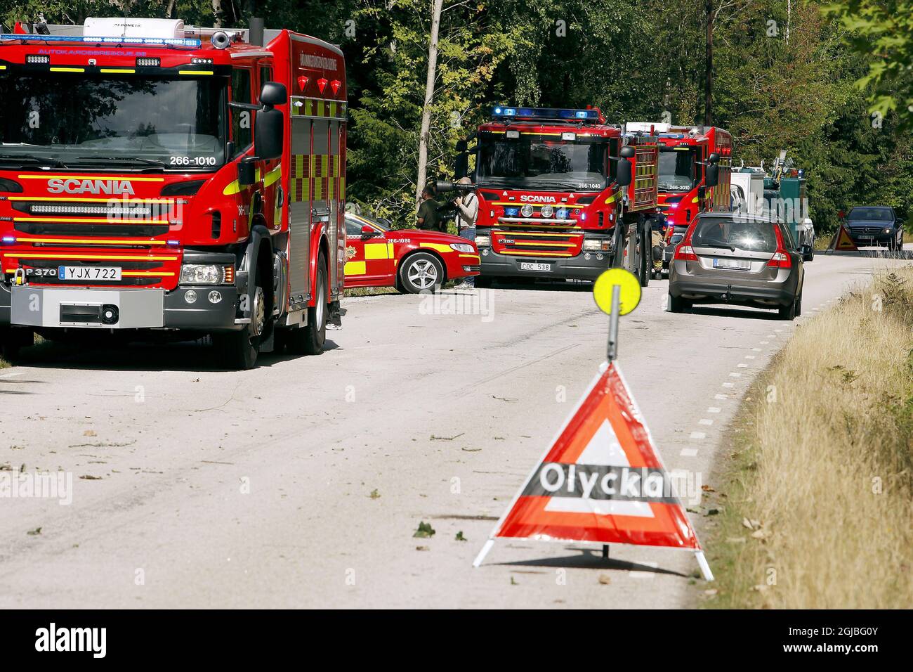 Emergency service vehicles hi-res stock photography and images - Alamy