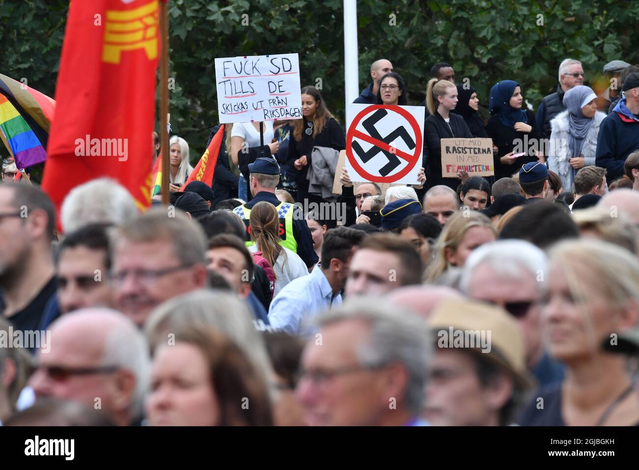 MALMO 2018-08-31 Protesters during a rally with Sweden Democrats leader ...