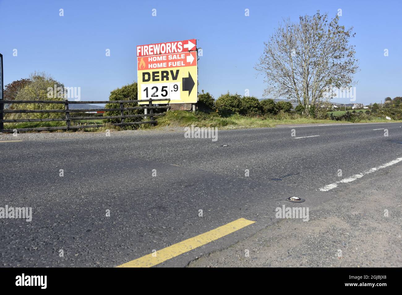 Hard border hi-res stock photography and images - Alamy