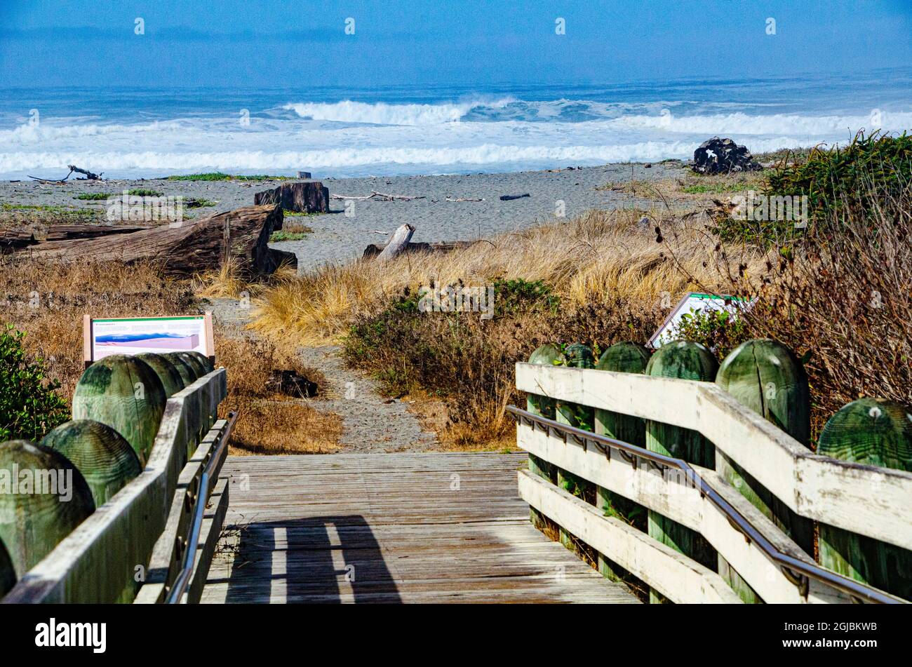 Wooden ramp hi-res stock photography and images - Alamy