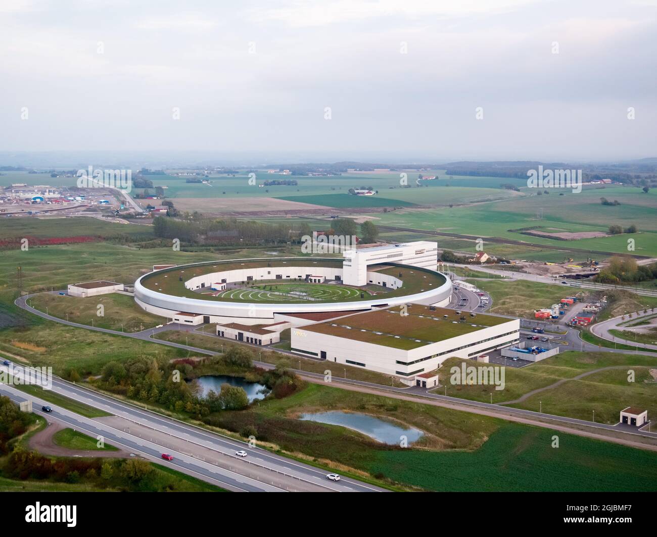 Synchrotron radiation hi-res stock photography and images - Alamy