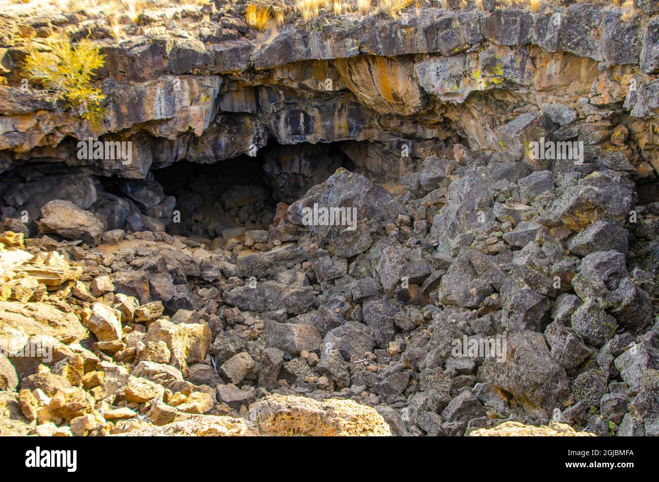 USA, California. Lava Beds National Monument, Sentinel Cave upper ...
