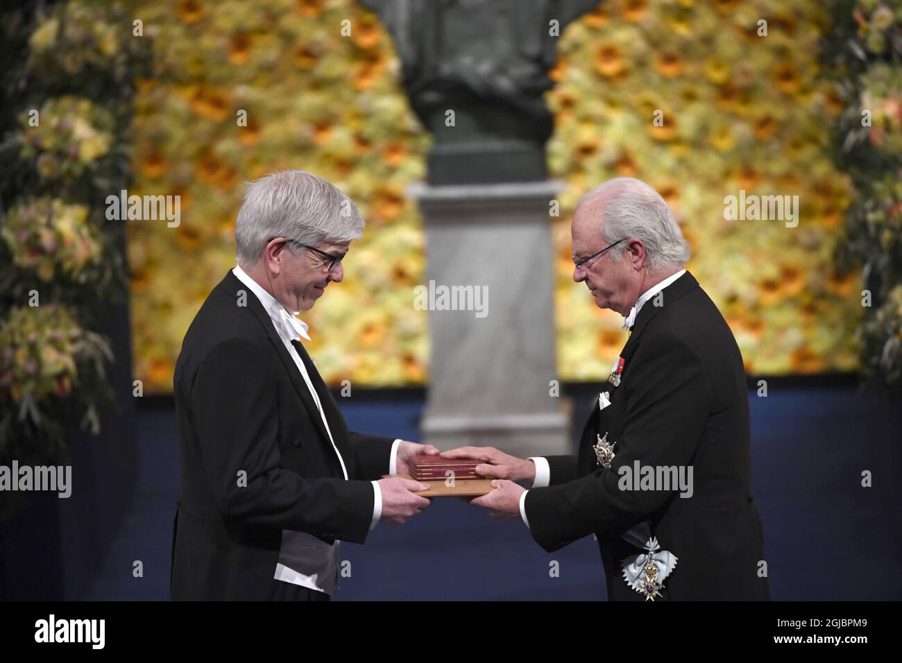 STOCKHOLM 20181210 Paul M. Romer receives the Sveriges Riksbank Prize ...