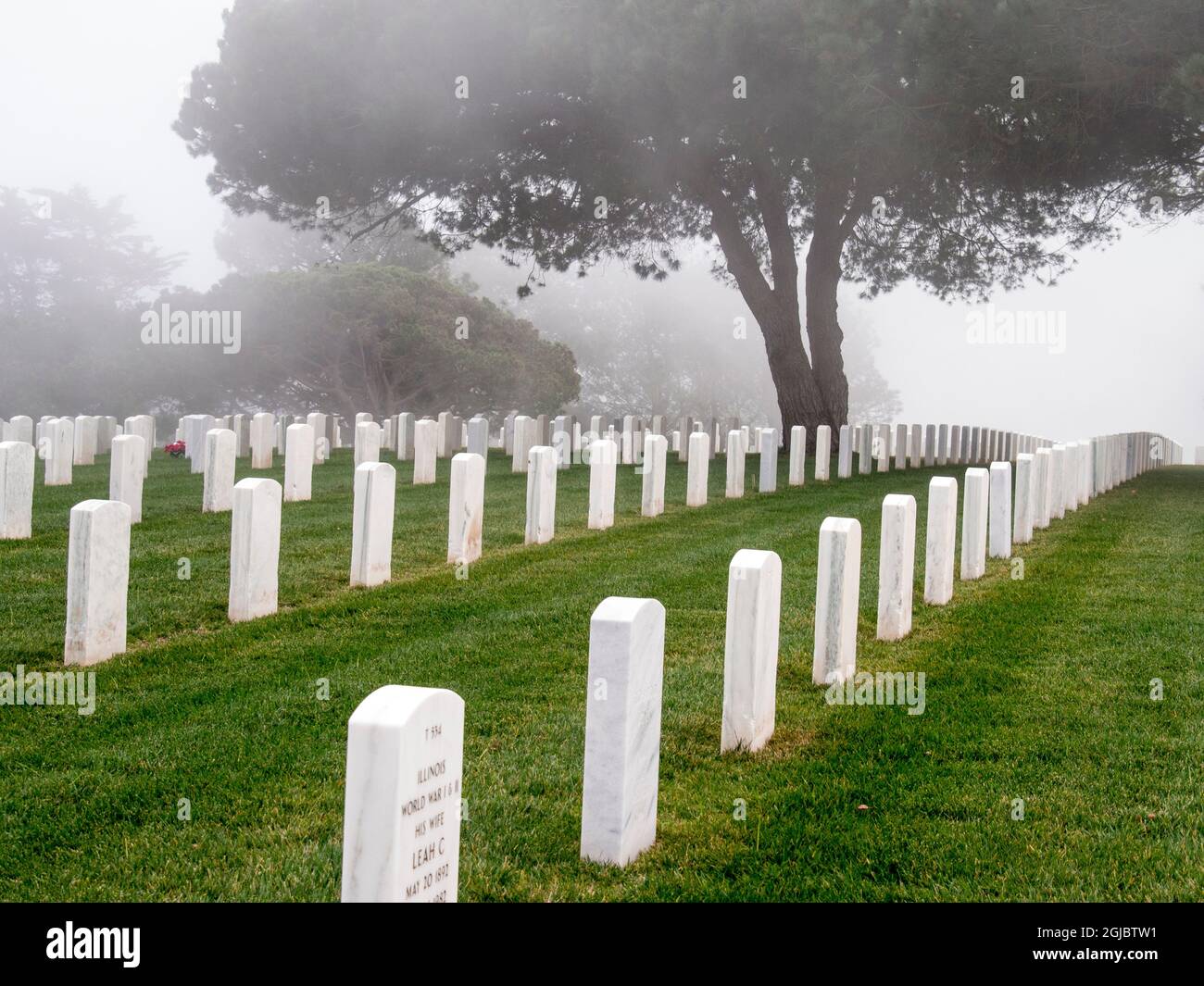 Fort rosecrans national cemetery hi-res stock photography and images ...