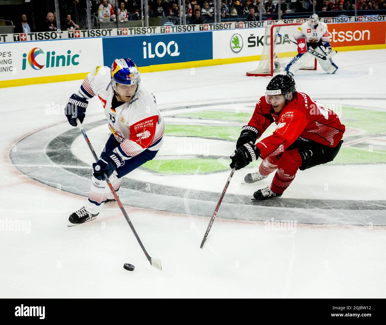 Red bull munchen hi-res stock photography and images - Alamy