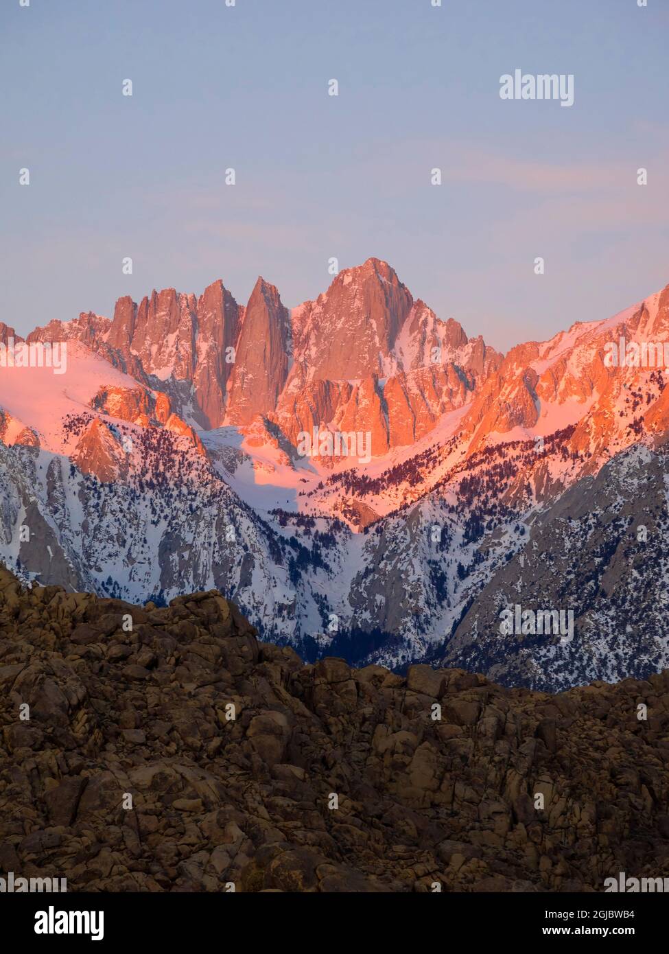 USA, California, Lone Pine. Alabama Hills with the eastern Sierra ...