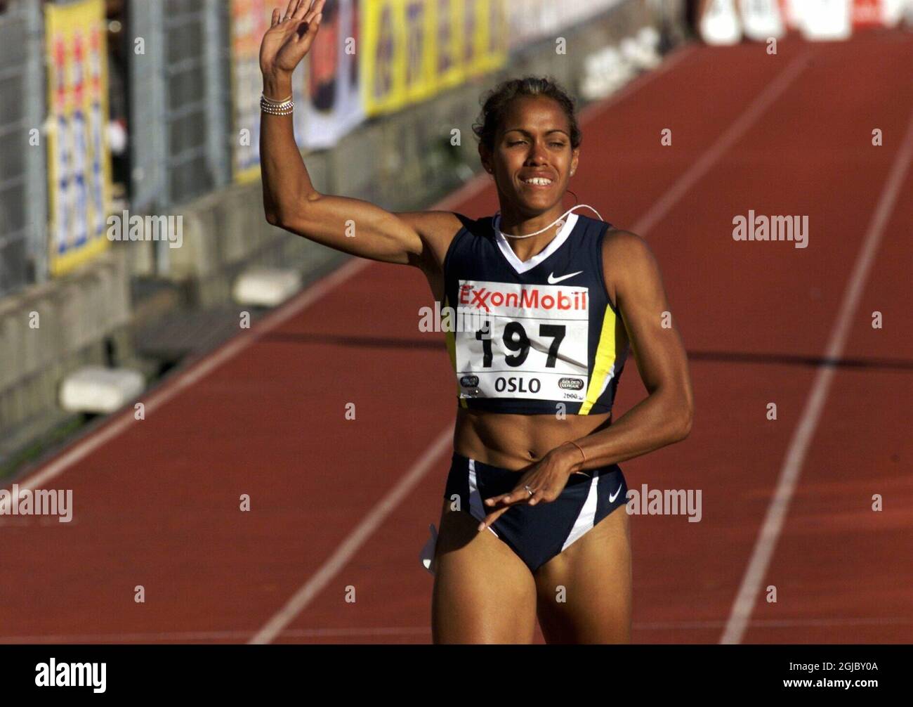 Cathy freeman 400m hi-res stock photography and images - Alamy