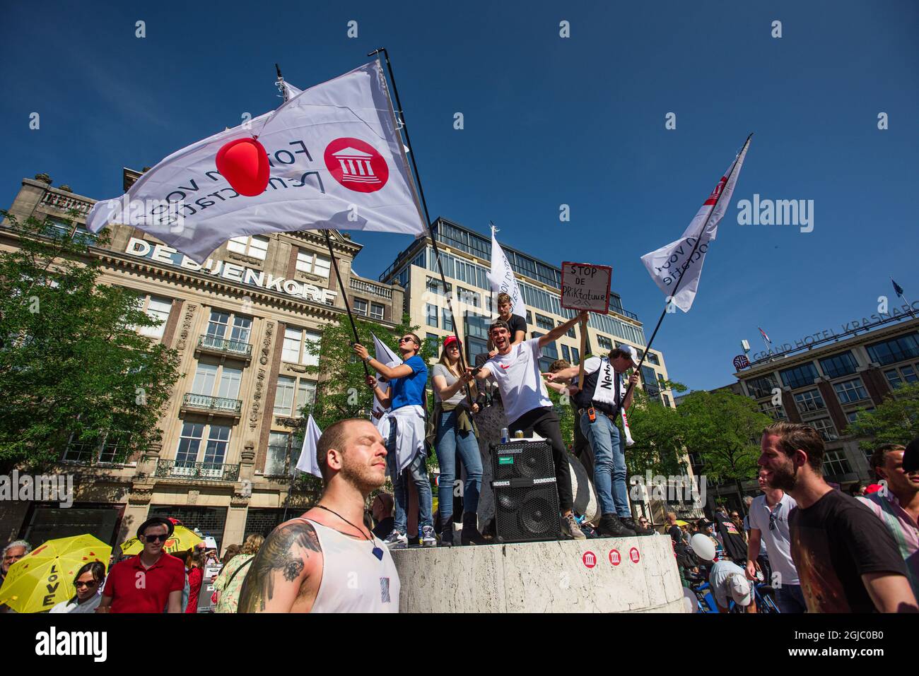 Dam Square, Amsterdam and neighboring streets. Sunday 5th September ...