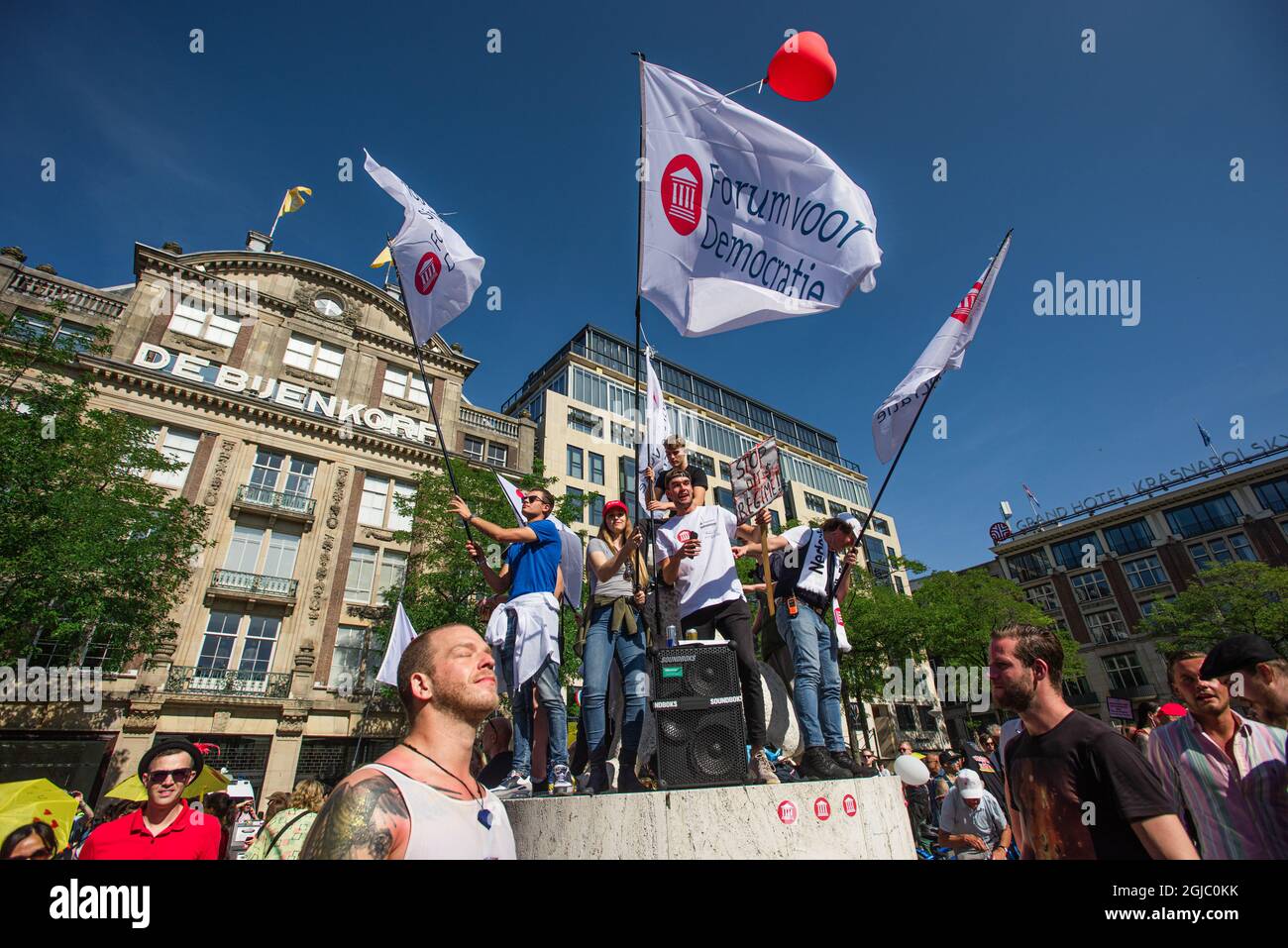Dam Square, Amsterdam and neighboring streets. Sunday 5th September ...