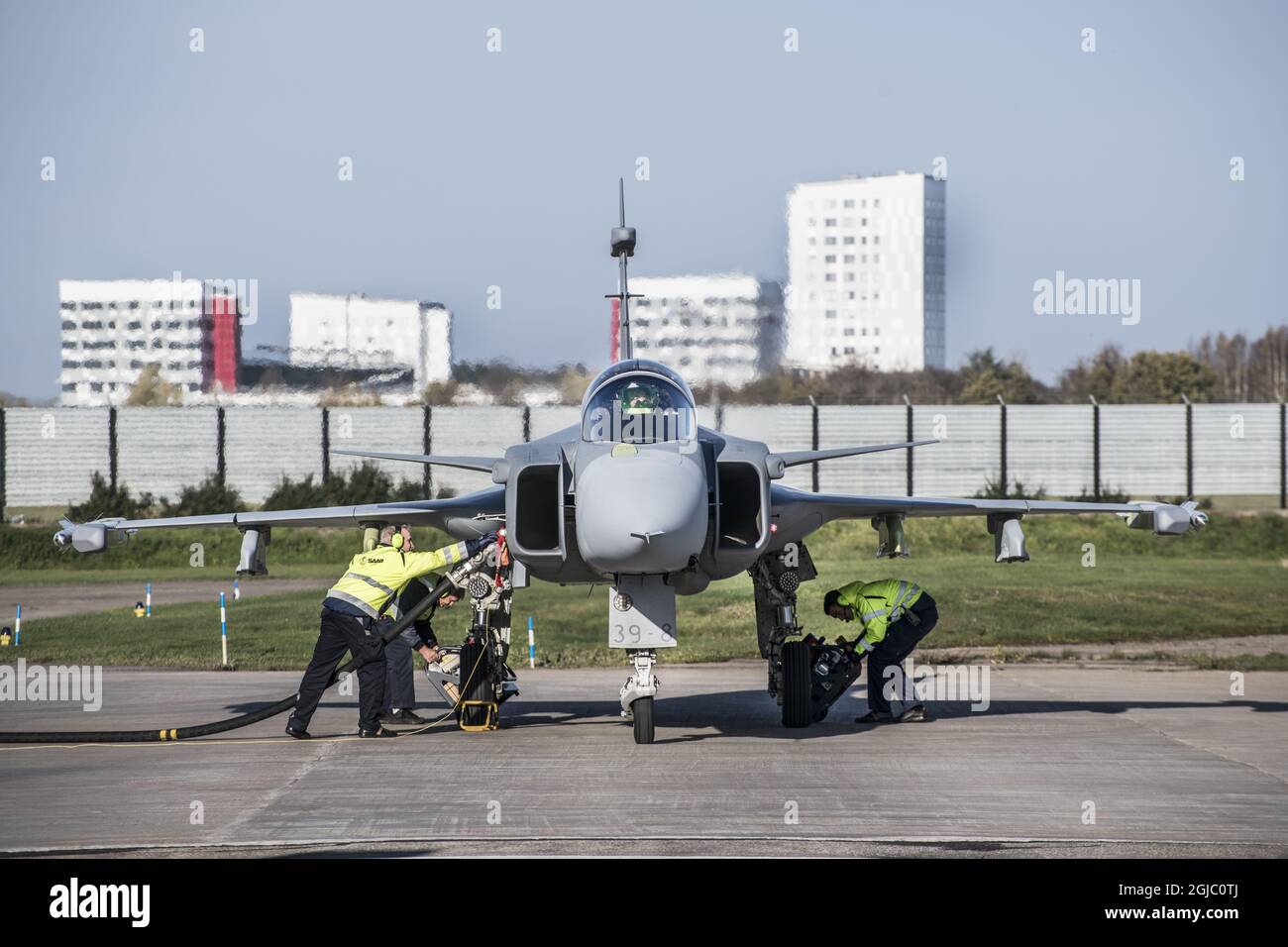 Fighter jet Jas Gripen pilot air fighter airforce military weapon ...