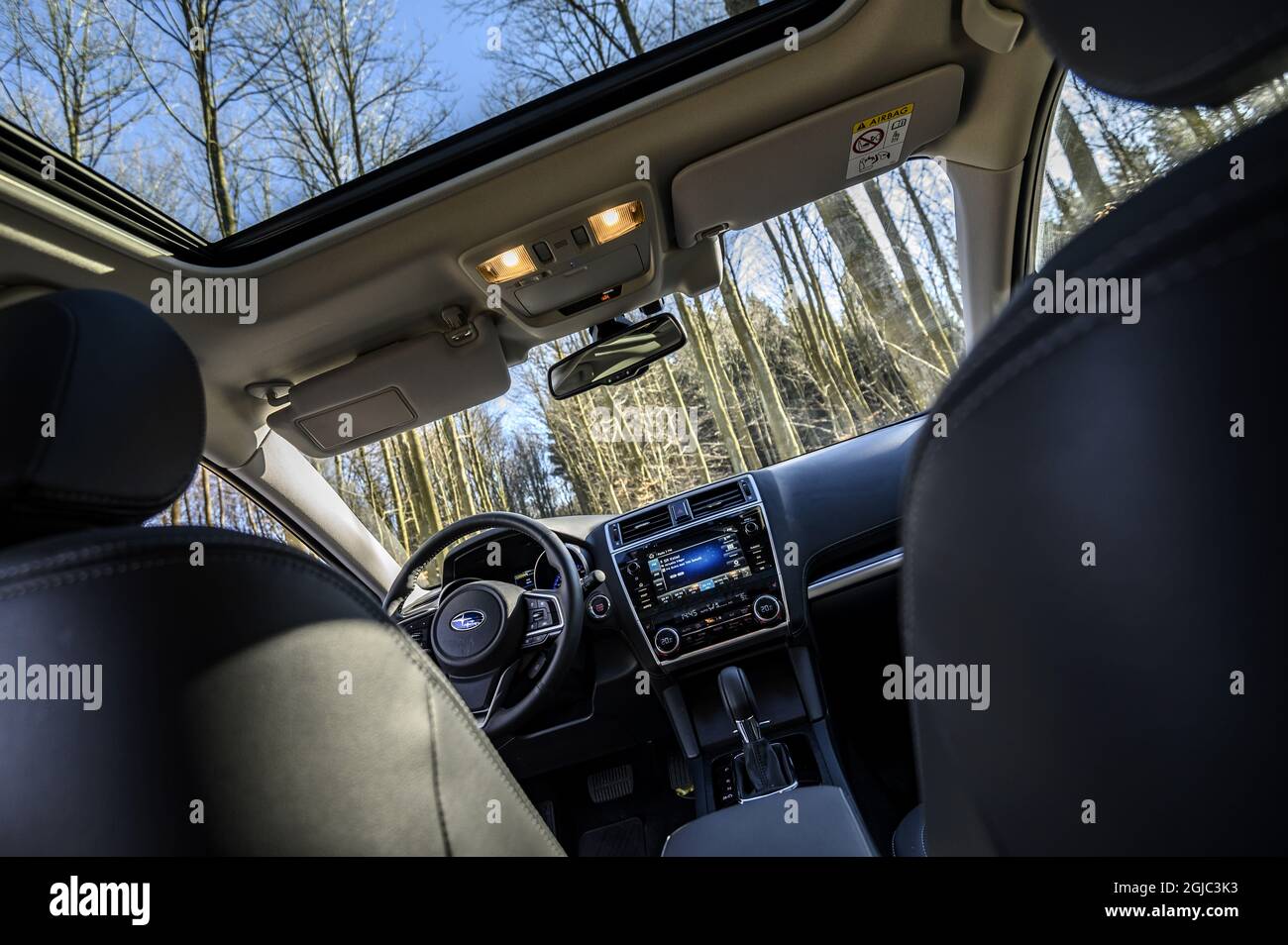 Subaru Outback 2,5i Active , car, street, communication, transport ...