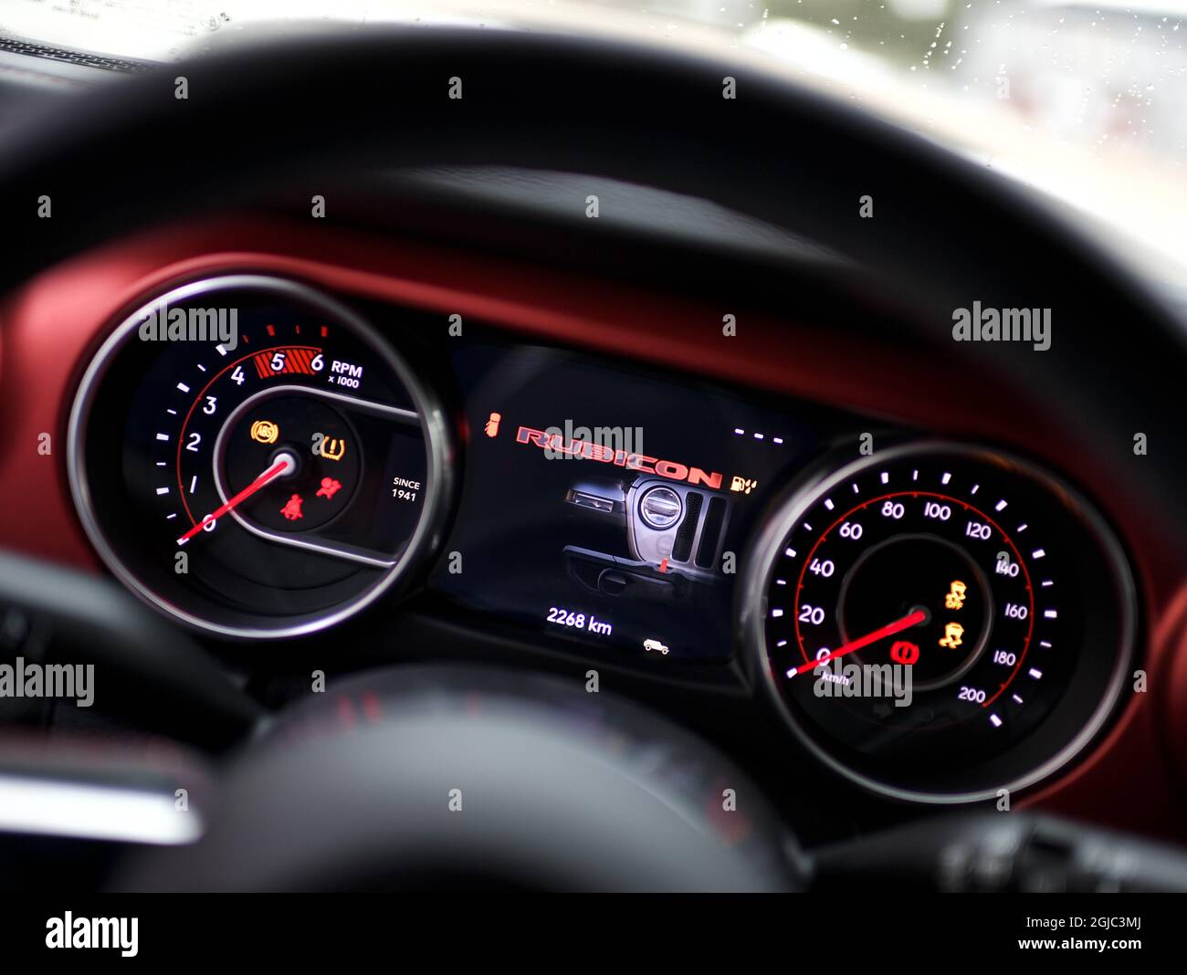 Jeep Wrangler Rubicon 2,2D. off-road, road, traffic, cars ...