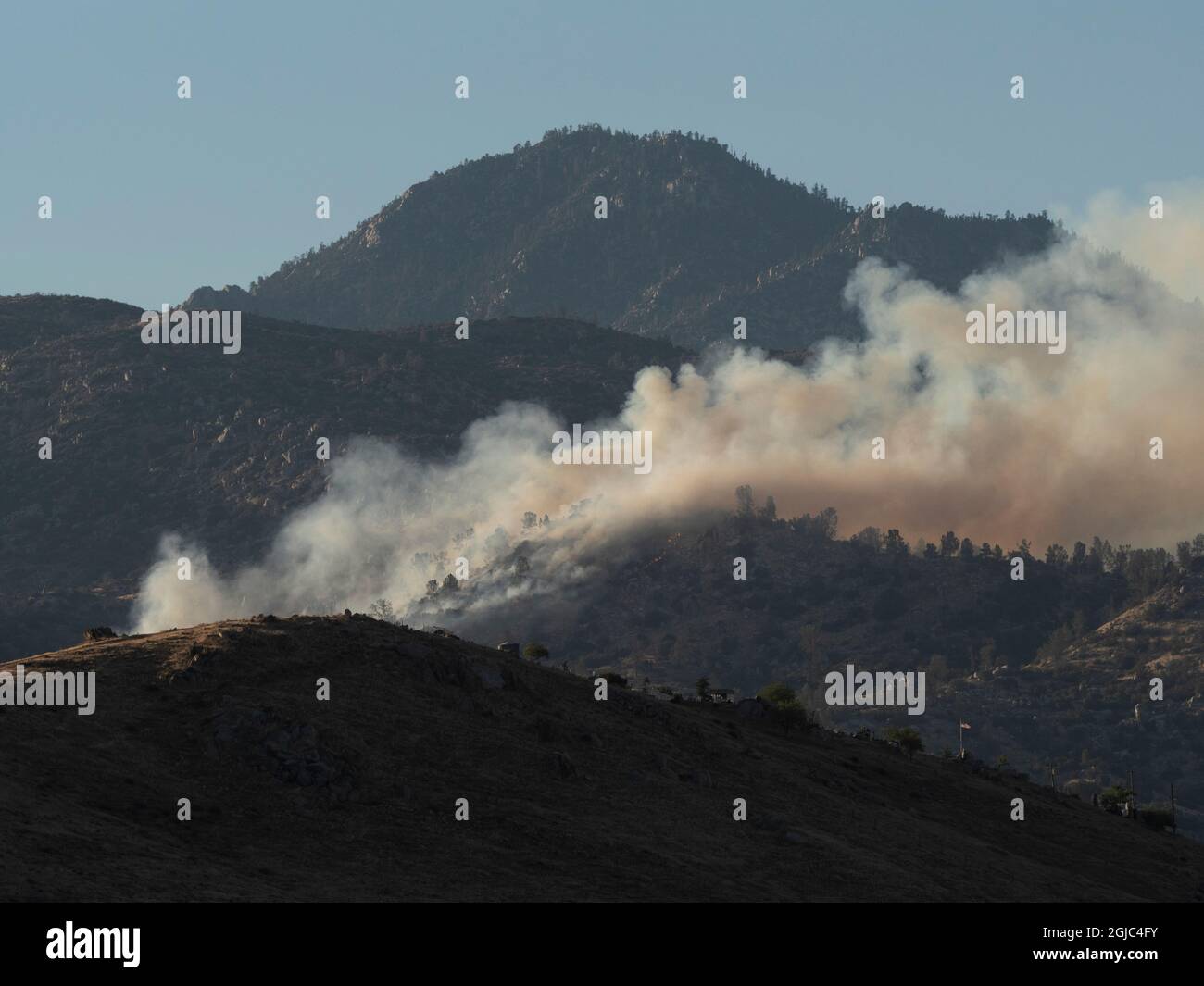 Fire in chaparral, Lake Isabella, Southern Sierra Nevada Mountains ...