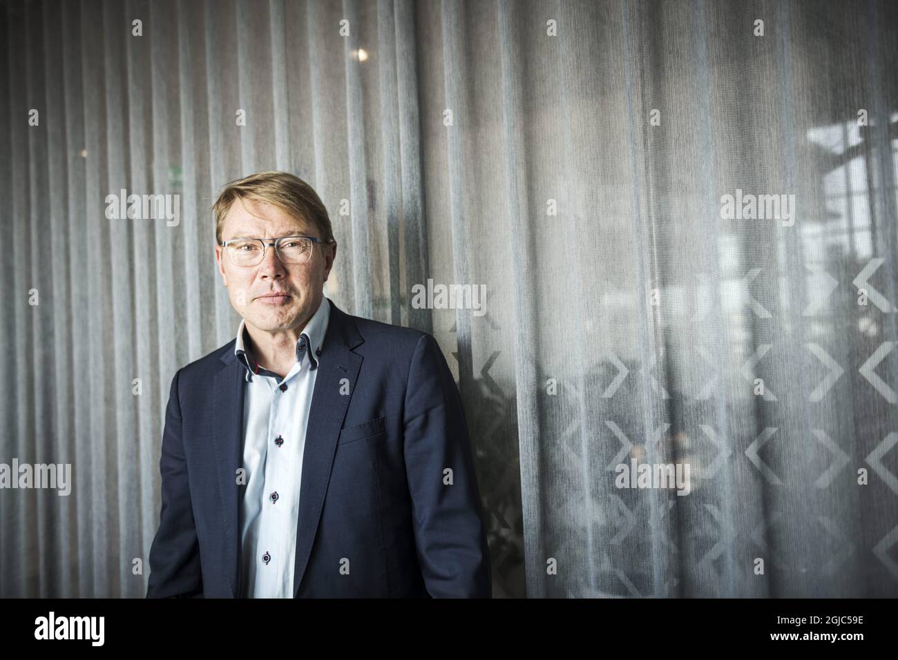 Former racing driver hi-res stock photography and images - Alamy