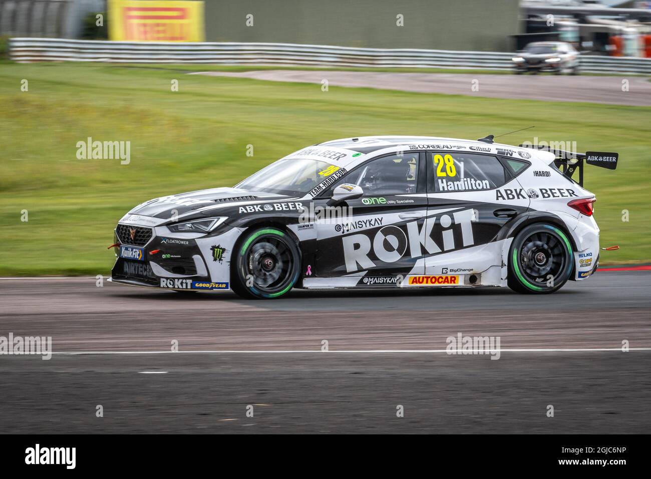 Nicolas Hamilton in a Cupra Leon at the BTCC event at Thruxton in ...
