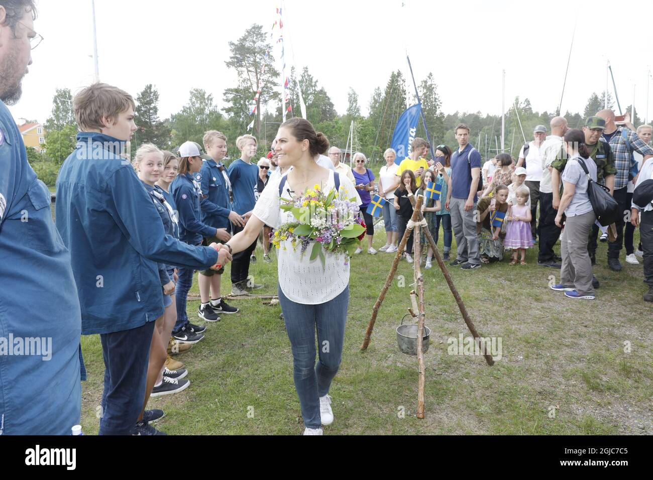 ENGELTOFTA 20190607 Crown Princess Victoria starts her hiking trip ...