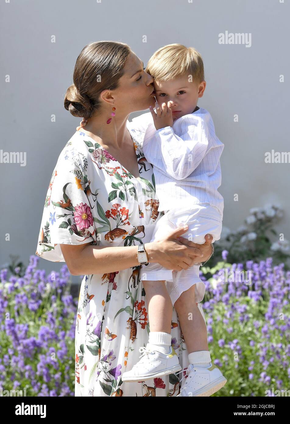 Crown princess Victoria, prince Oscar Crown princess Victoria's 42nd ...