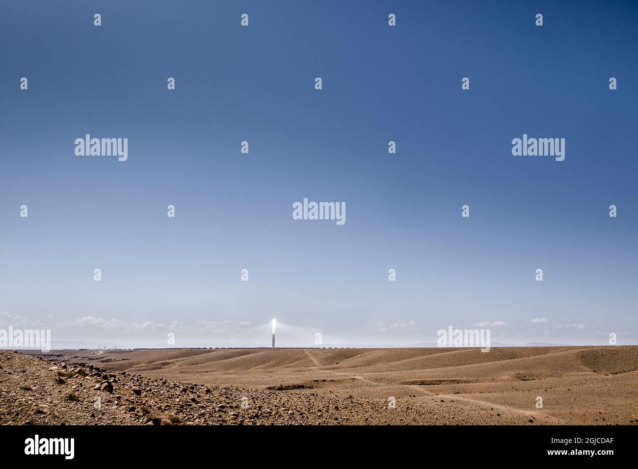 Marocco has built the world's largest solar power park in the Sahara ...