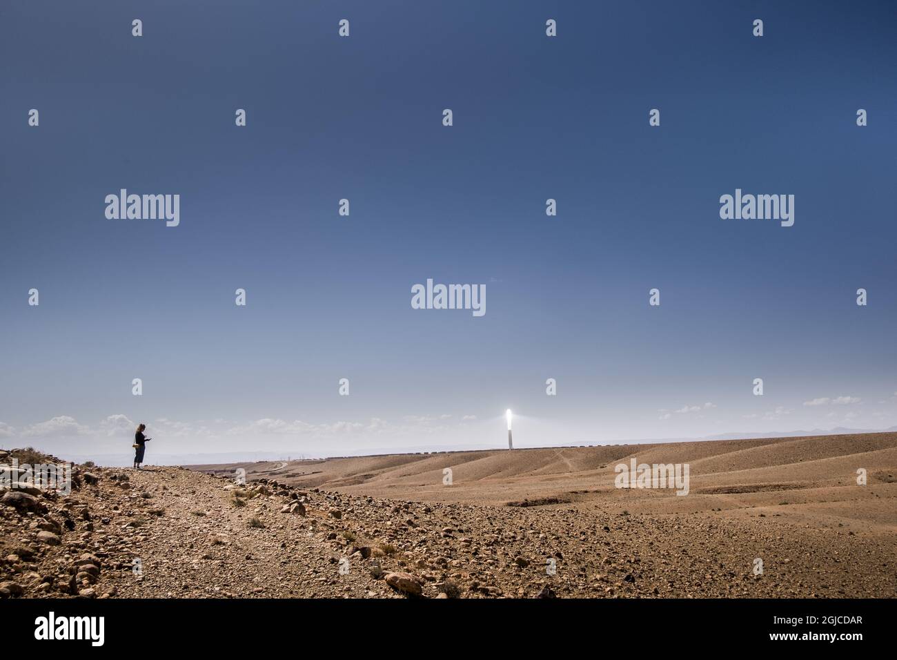 Marocco has built the world's largest solar power park in the Sahara ...