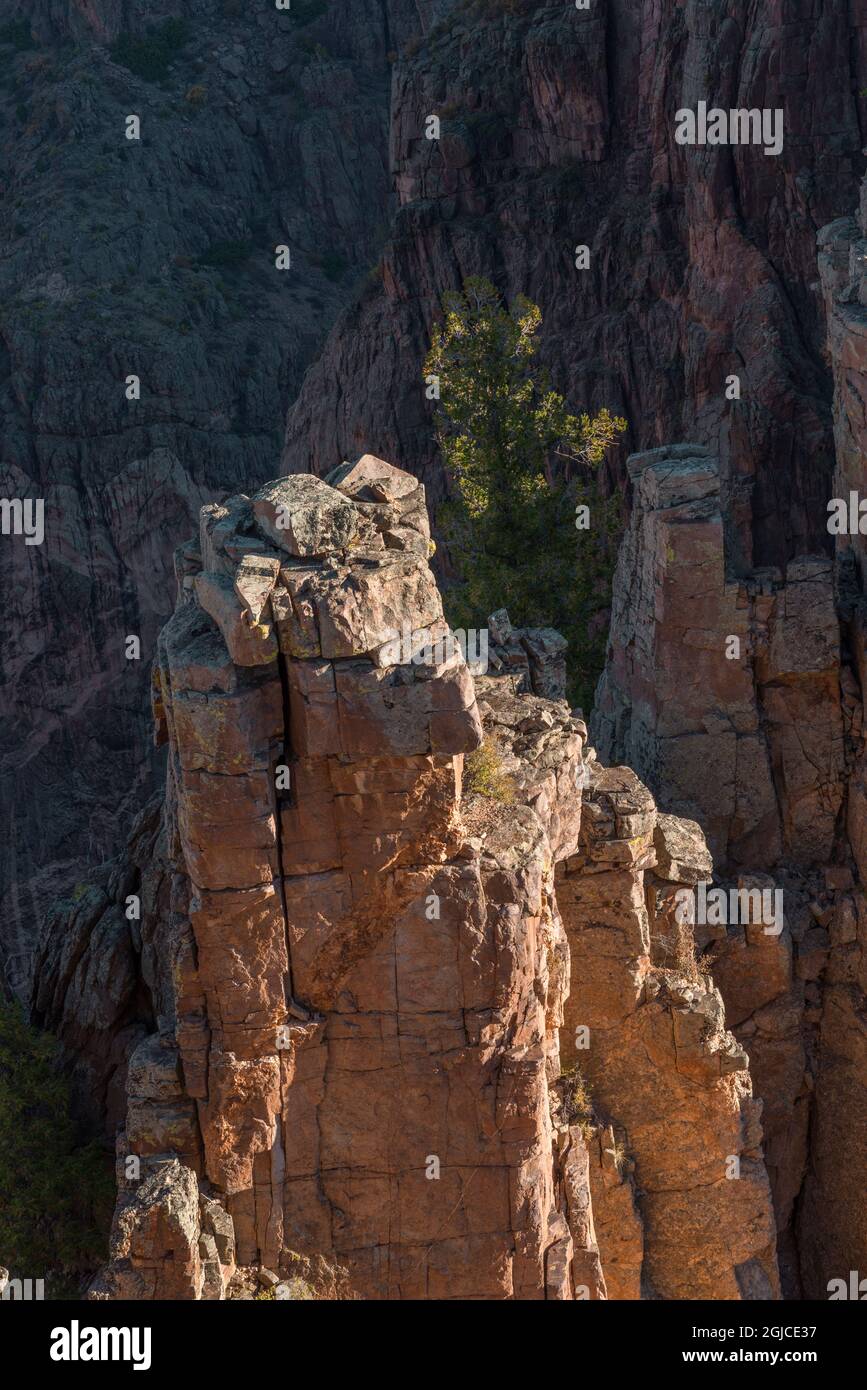 Light intrusion hi-res stock photography and images - Alamy