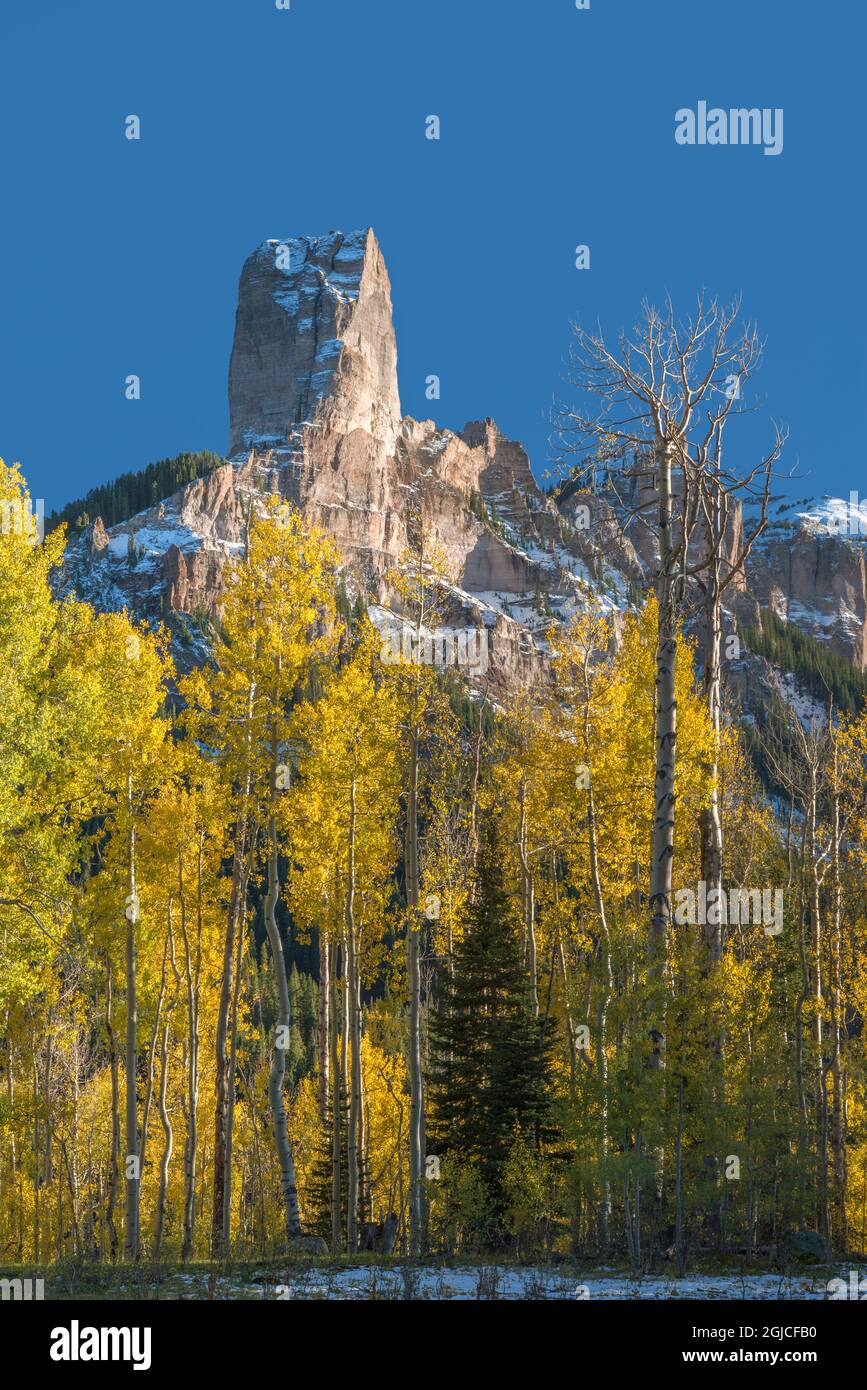 USA, Colorado, Uncompahgre National Forest, Chimney Rock (left) and ...