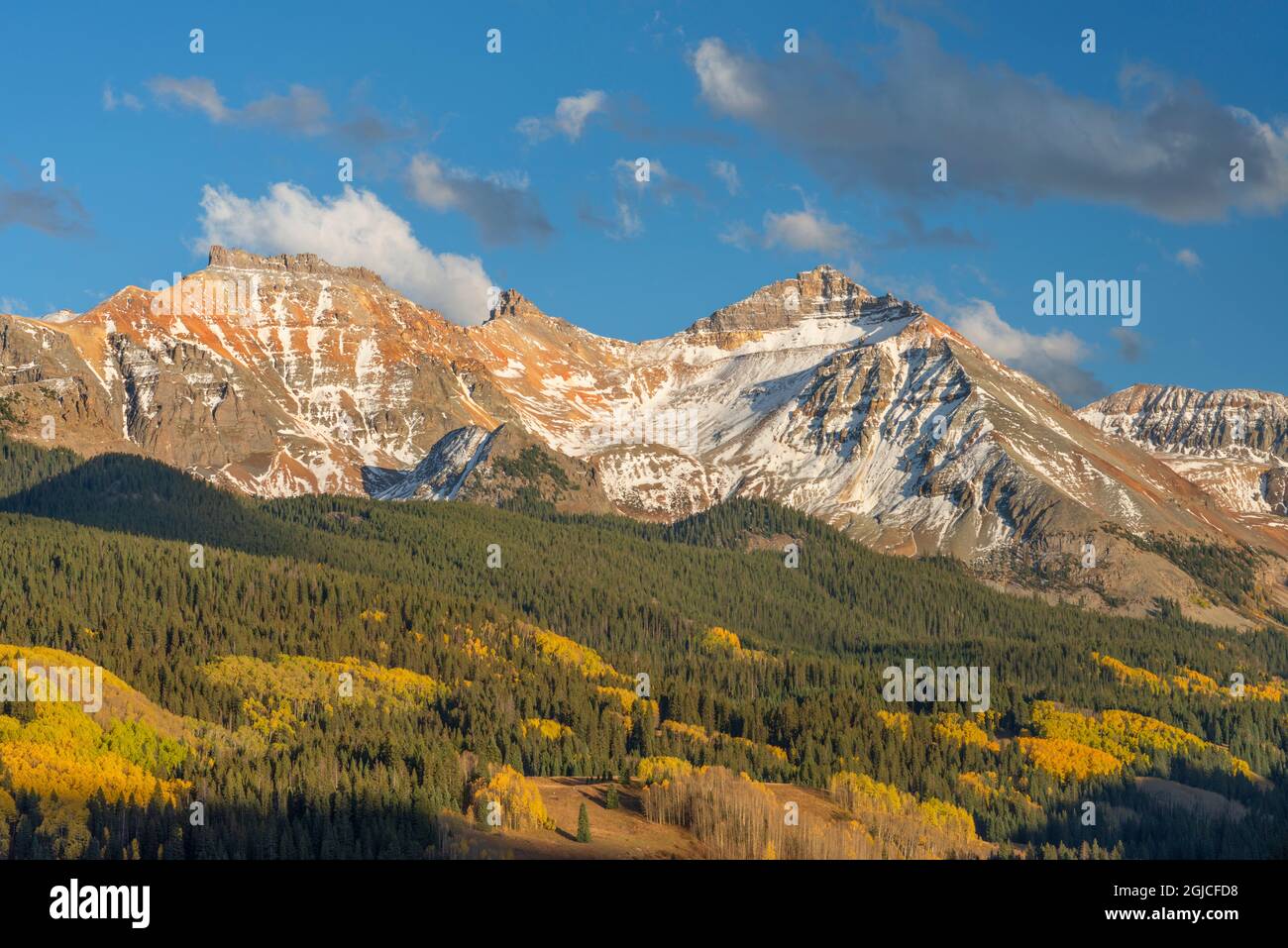 USA, Colorado, Uncompahgre National Forest, Vermillion Peak in evening ...
