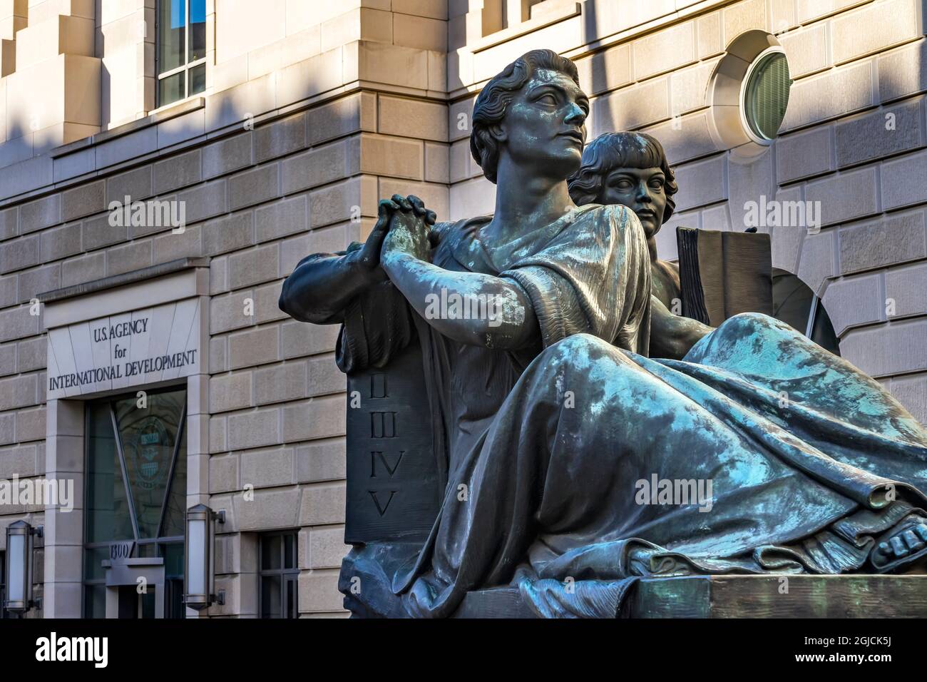 Ronald reagan building and inte hi-res stock photography and images - Alamy