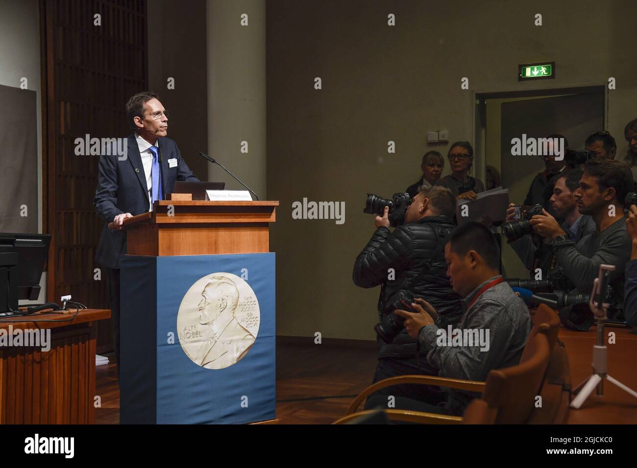 Peter Ratcliffe Nobel Prize 2019 High Resolution Stock Photography and ...