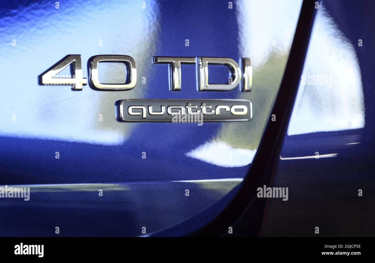 Audi A4 Avant 40 TDI Quattro vehicle car road communication street ...