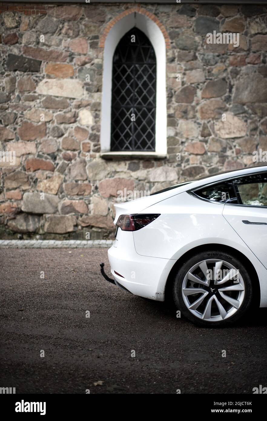 Tesla Model 3 Long Range vehicle communication road street transport ...