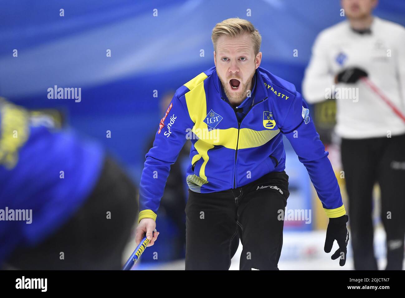 HELSINGBORG 20191123 Sweden's Niklas Edin in action during men's ...