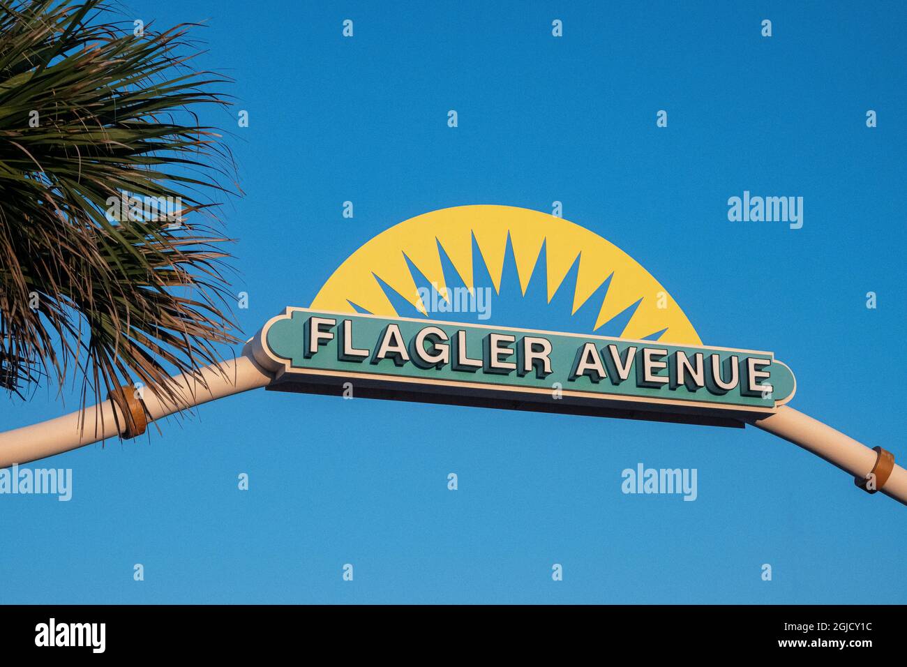 Flagler Avenue sign, New Smyrna Beach, Florida Stock Photo - Alamy