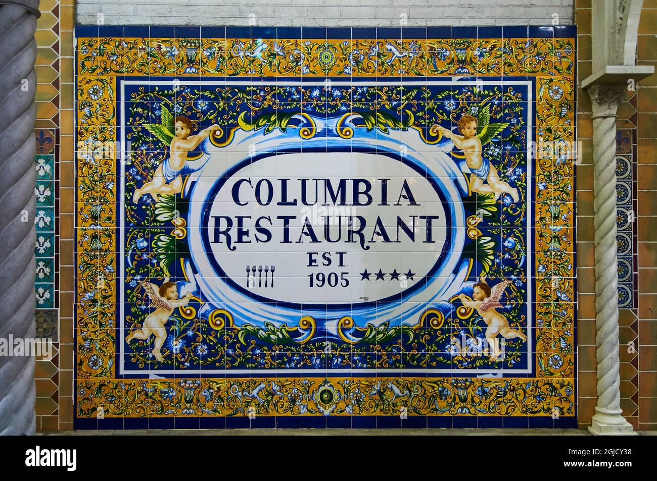 USA, Florida, Ybor City, Columbia Restaurant. Traditional Spanish ...