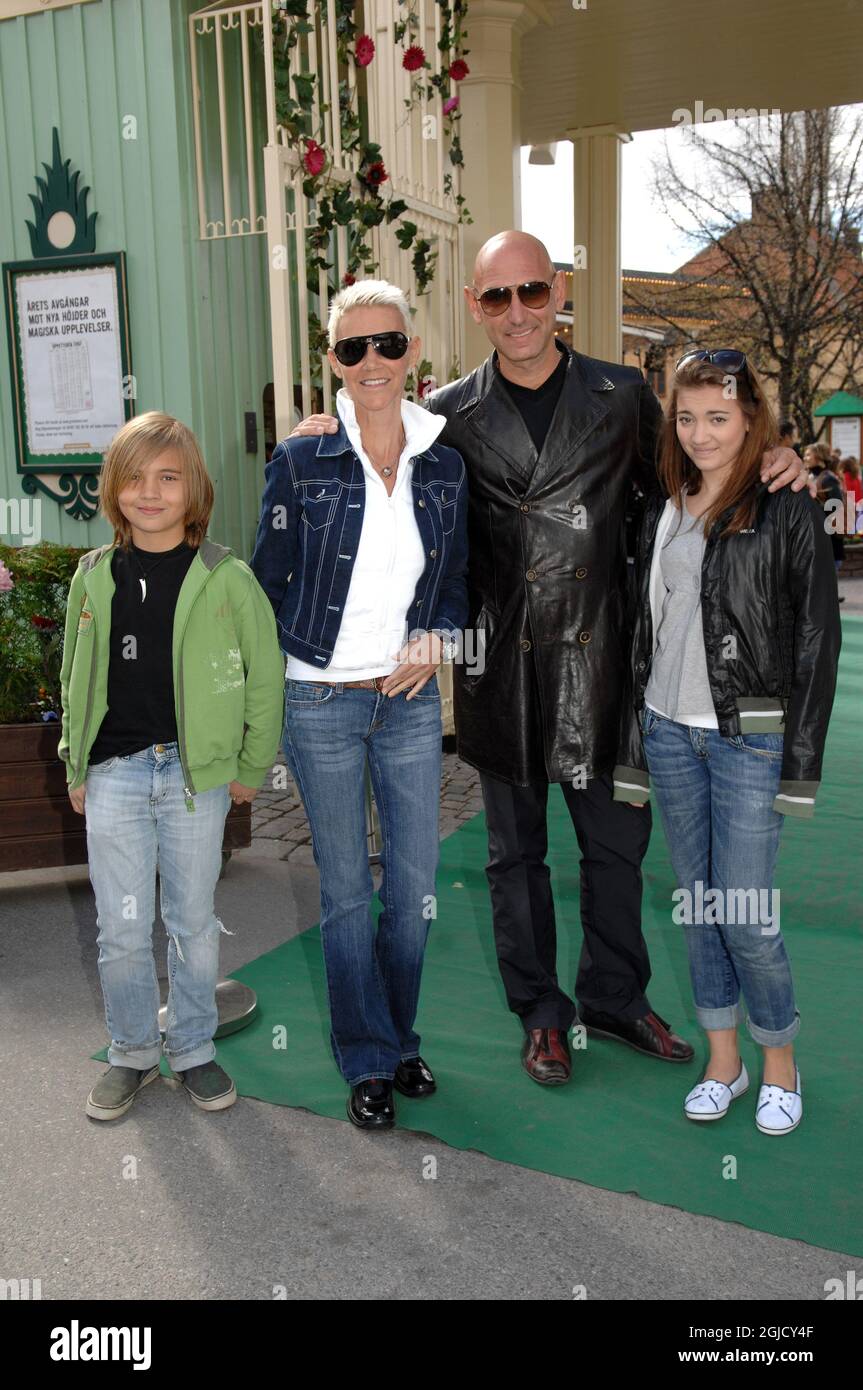 Marie Fredriksson with husband Micke Bolyos and their children Josefine ...
