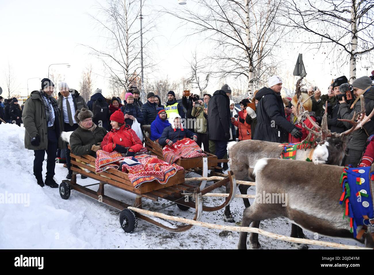 JOKKMOKK 20200206 Efter besok pa Jokkmokks marknad aker kungaparet ...