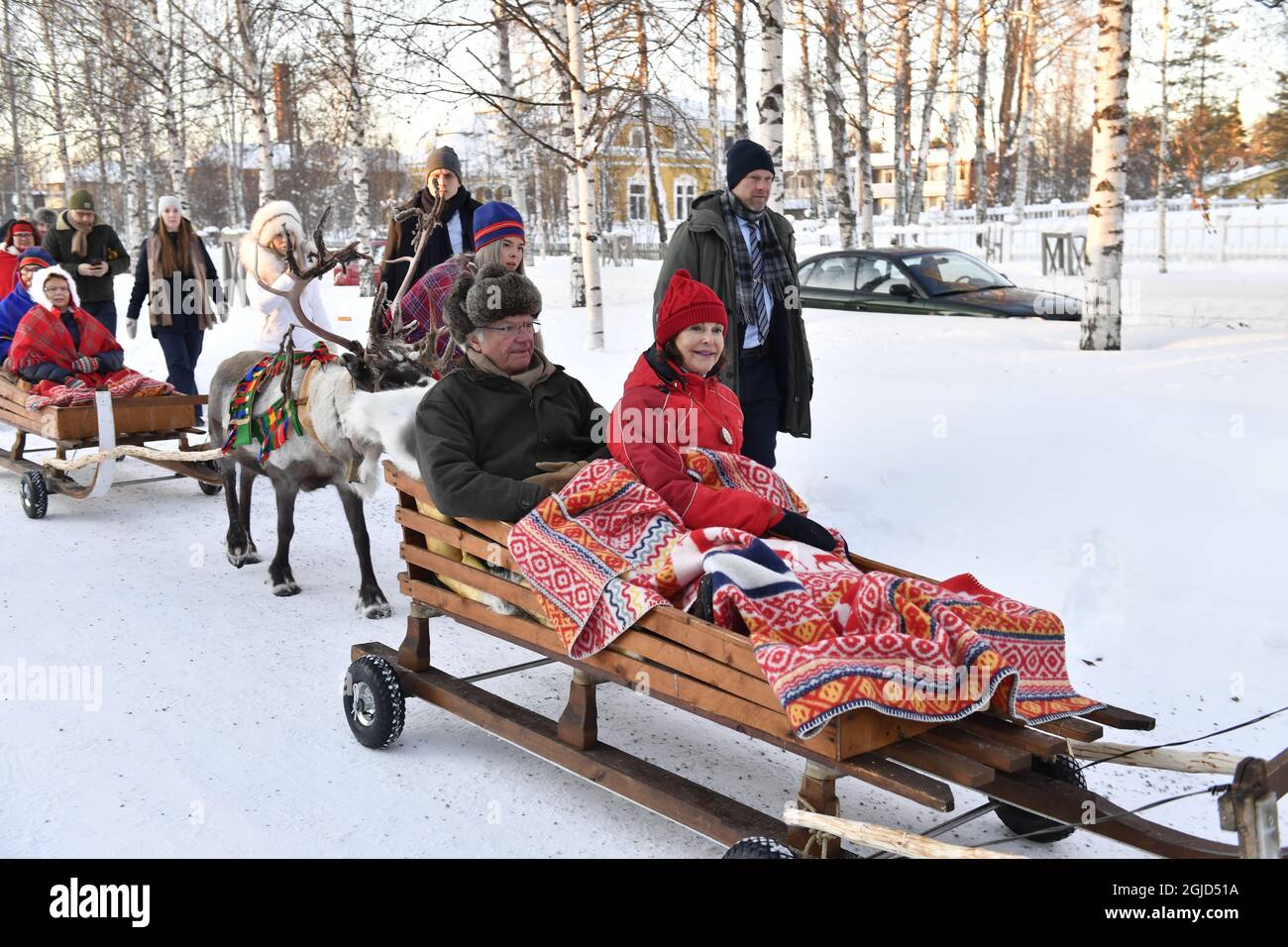 JOKKMOKK 20200206 Efter besok pa Jokkmokks marknad aker kungaparet ...