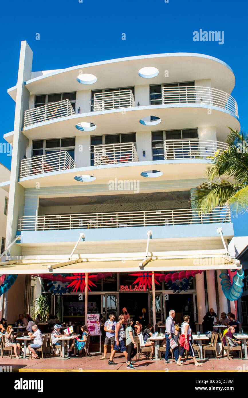 Street scenes along Ocean Drive, South Beach, Miami, Florida Stock ...