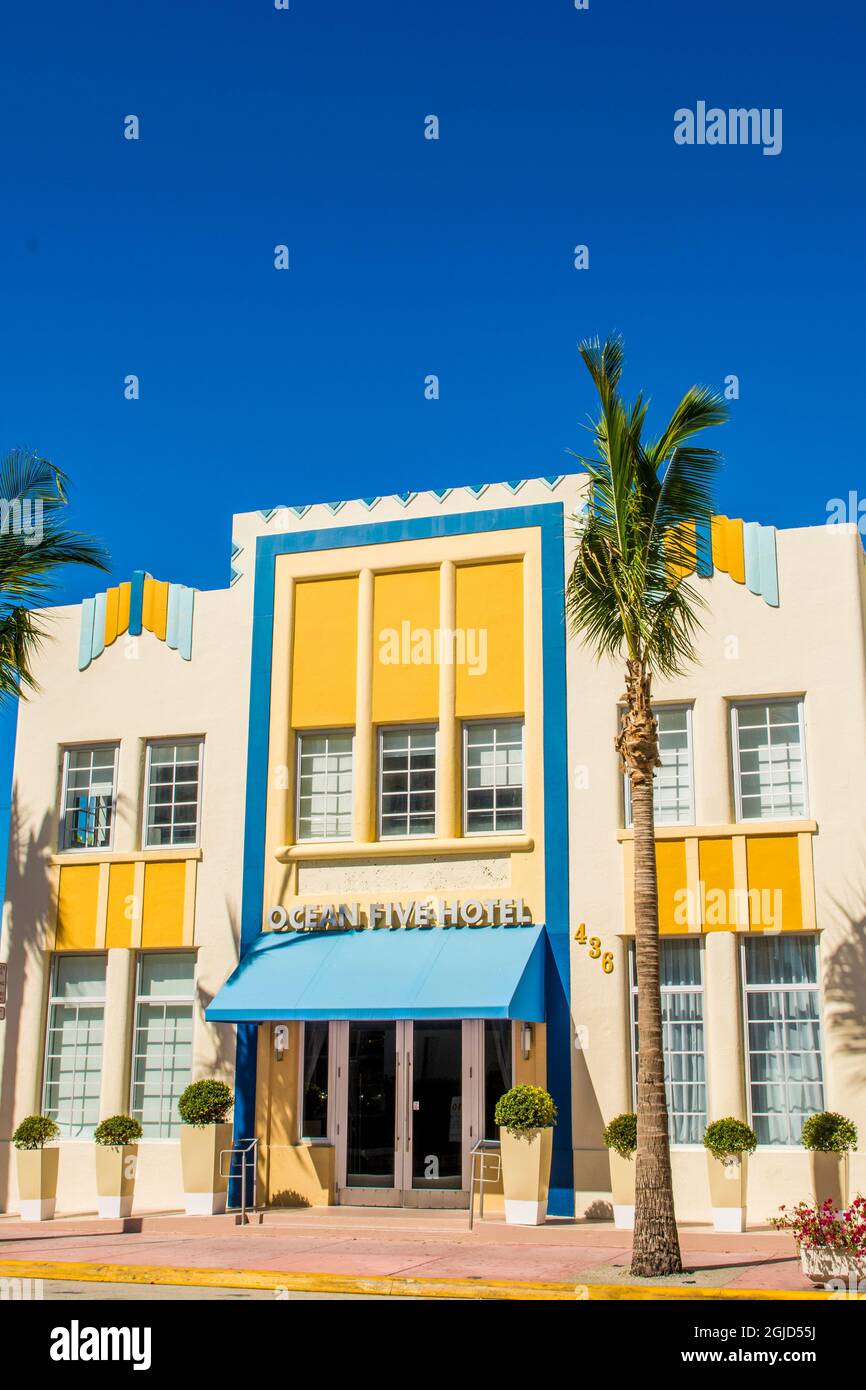 Art Deco architecture in South Beach, Miami, Florida Stock Photo - Alamy