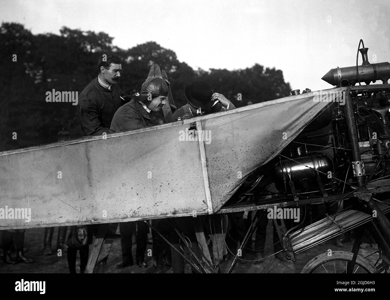 The baron and aviation pioneer Carl Cederstrom (1867-1918) with his ...