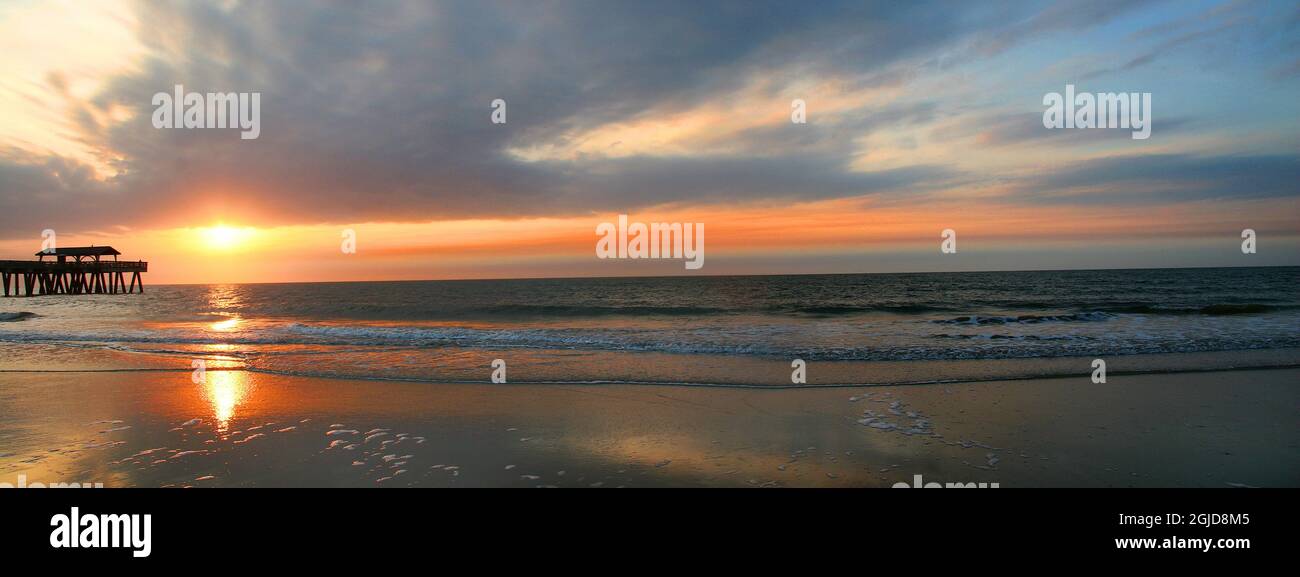Sunrise on Tybee Island Beach, Georgia, USA Stock Photo - Alamy