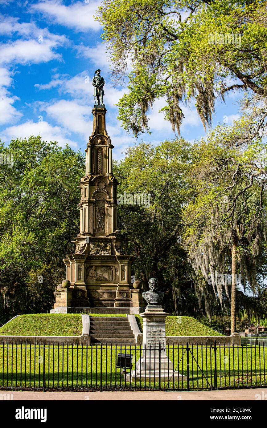 Forsyth Park Fountain, Savannah, Georgia, Confederate Memorial and ...