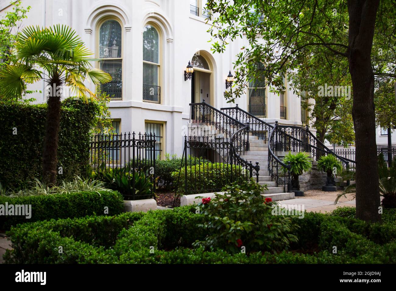 USA, Georgia, Savannah, Beautiful mansion in the Historic District ...