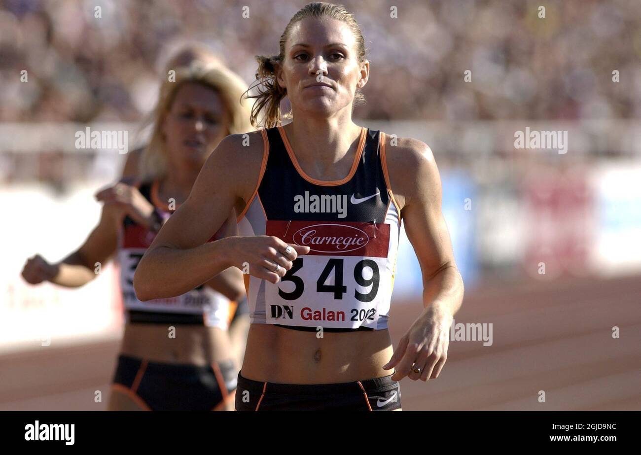 1st place finish line hi-res stock photography and images - Alamy