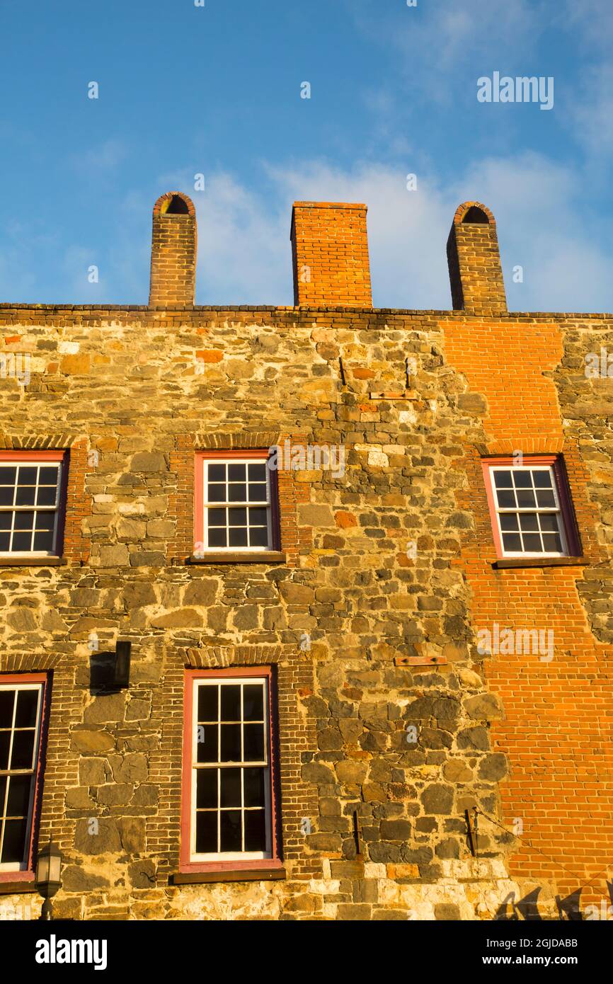 USA, Georgia, Savannah. Stone building on Historic River Street Stock ...