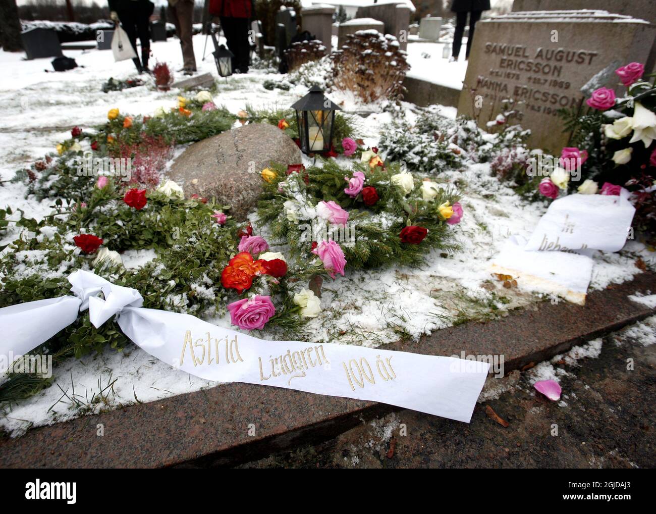 School children honour the 100 year birthday of the late Swedish writer ...