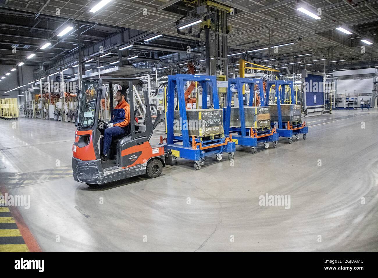 Volvo Cars started up the factory in Torslanda, Gothenburg, Sweden ...