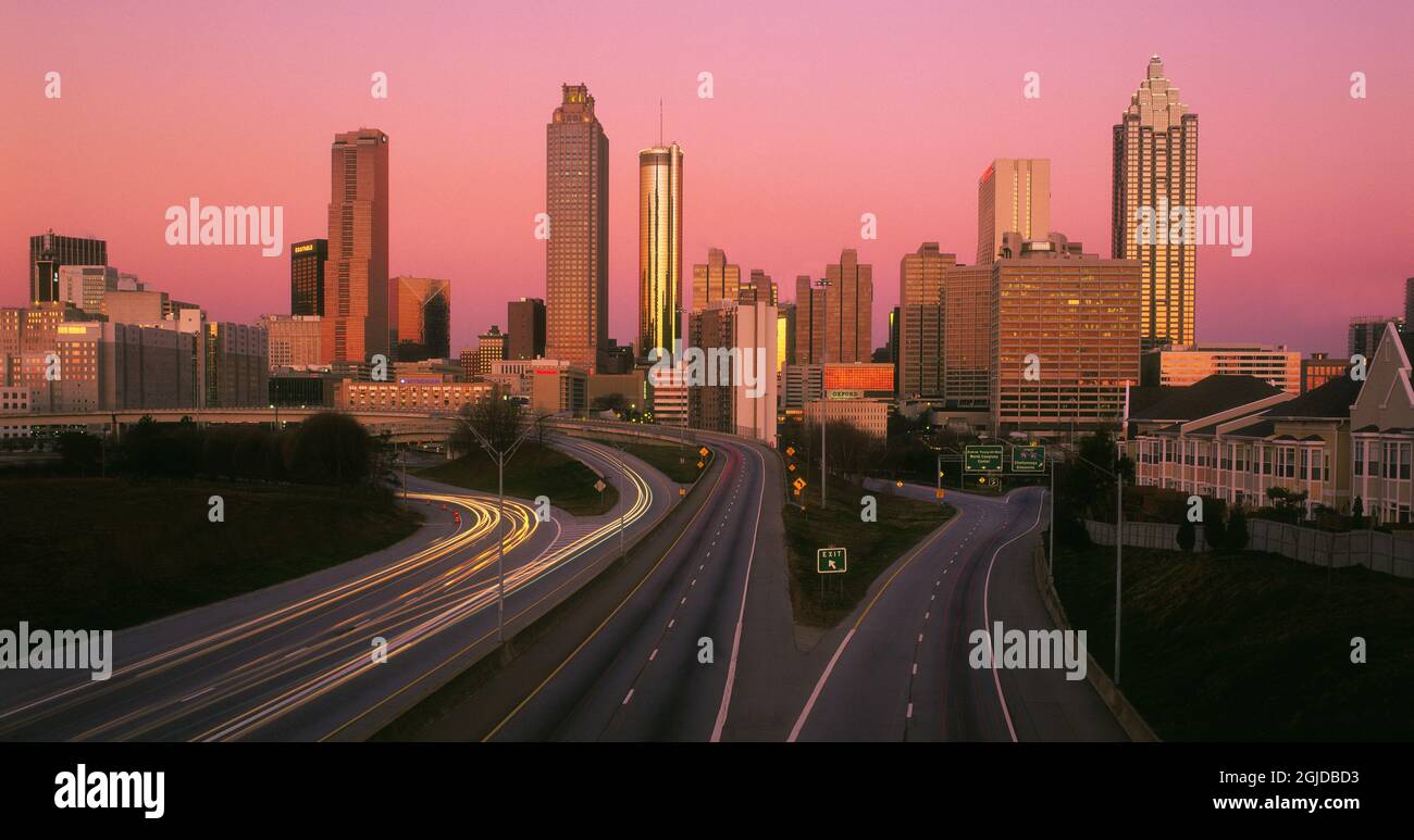 Atlanta Georgia skyline at sunrise Stock Photo - Alamy