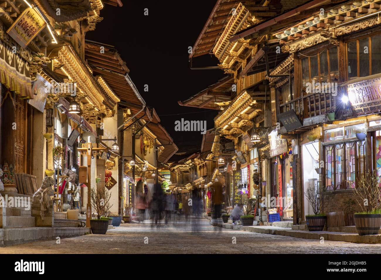 Dukezong Ancient Town. Shangri-La (tidigare Xianggelila), Deqen. Yunnan ...