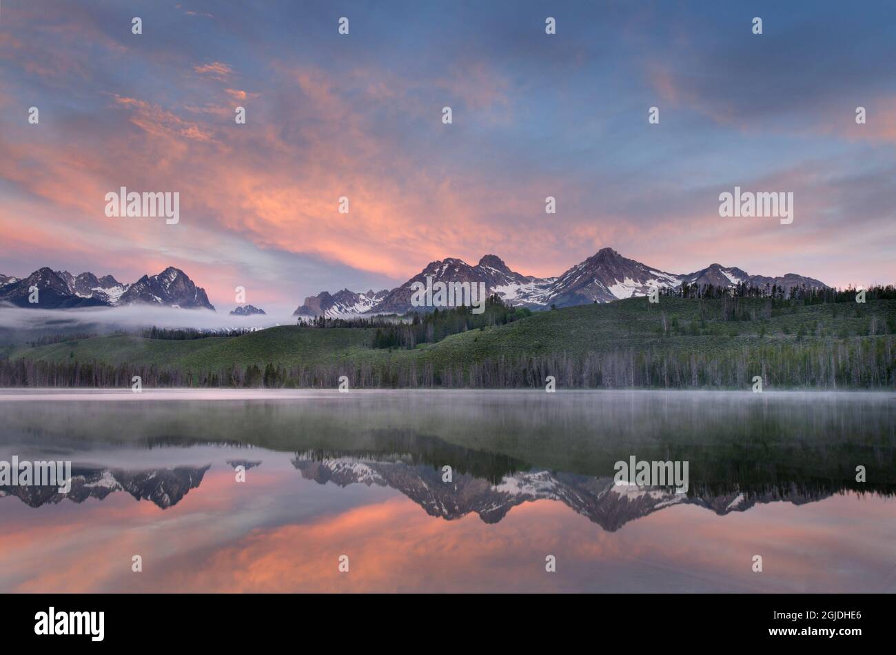 USA, Idaho. Little Redfish Lake at sunrise, Sawtooth National ...